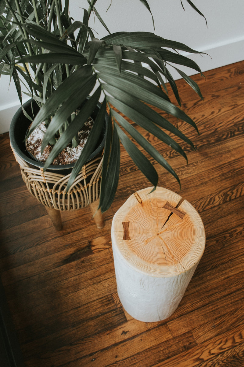 Whitewashed End Table – JSP Wood Products